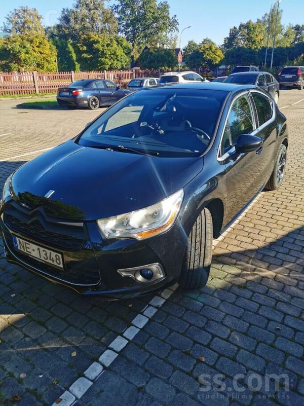 Melns Citroen DS 2012 Jūrmala, ar dzinēja tilpumu 2.00 L un nobraukumu 306 tūkst. km par 5500 €, foto 1 vietnē AUTOMOTO.COM.LV