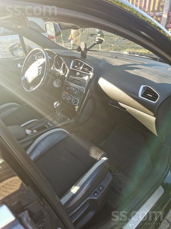 Melns Citroen DS 2012 Jūrmala, ar dzinēja tilpumu 2.00 L un nobraukumu 306 tūkst. km par 5500 €, foto 6 vietnē AUTOMOTO.COM.LV