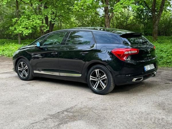 Melns Citroen DS 2013 Rīga, ar dzinēja tilpumu 2.00 L un nobraukumu 0 tūkst. km par 6899 €, foto 3 vietnē AUTOMOTO.COM.LV