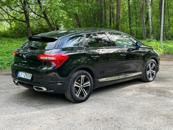 Melns Citroen DS 2013 Rīga, ar dzinēja tilpumu 2.00 L un nobraukumu 0 tūkst. km par 6899 €, foto 5 vietnē AUTOMOTO.COM.LV