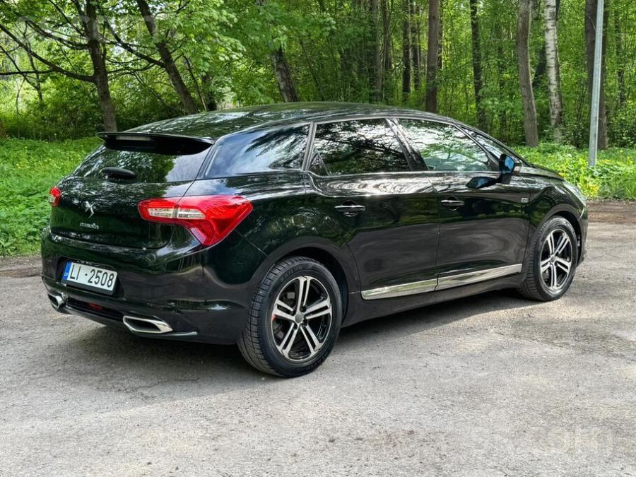 Melns Citroen DS 2013 Rīga, ar dzinēja tilpumu 2.00 L un nobraukumu 0 tūkst. km par 6899 €, foto 6 vietnē AUTOMOTO.COM.LV