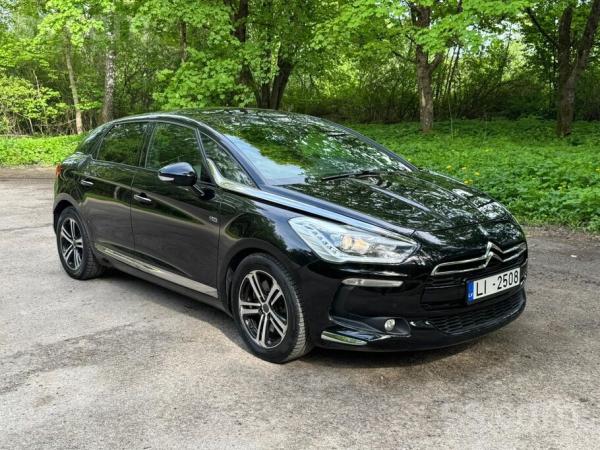 Melns Citroen DS 2013 Rīga, ar dzinēja tilpumu 2.00 L un nobraukumu 0 tūkst. km par 6899 €, foto 7 vietnē AUTOMOTO.COM.LV