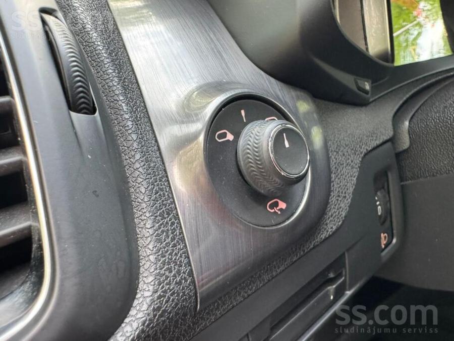Melns Citroen DS 2013 Rīga, ar dzinēja tilpumu 2.00 L un nobraukumu 0 tūkst. km par 6899 €, foto 20 vietnē AUTOMOTO.COM.LV