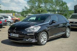 Melns Citroen DS 2013 Liepāja, ar dzinēja tilpumu 2.00 L un nobraukumu 198 tūkst. km par 8000 €, foto  vietnē AUTOMOTO.COM.LV