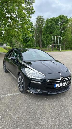 Melns Citroen DS 2014 Jēkabpils, ar dzinēja tilpumu 2.00 L un nobraukumu 206 tūkst. km par 6800 €, foto 3 vietnē AUTOMOTO.COM.LV