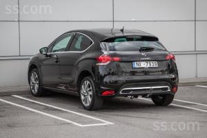 Melns Citroen DS 2014 Rīga, ar dzinēja tilpumu 1.60 L un nobraukumu 150 tūkst. km par 5500 €, foto 8 vietnē AUTOMOTO.COM.LV
