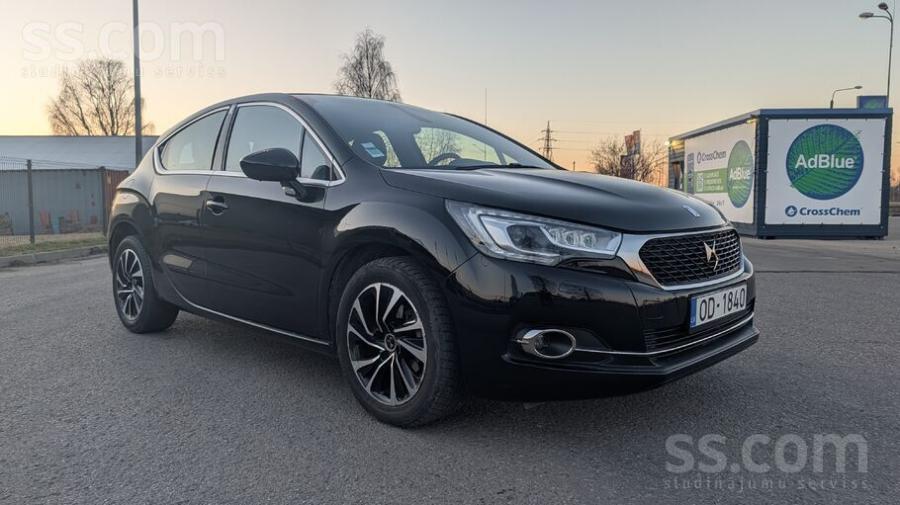 Black Citroen DS 2016 in Riga, with an engine capacity of 1.20 L and mileage of 155 thousand km for 5100 €, photo 3 on AUTOMOTO.COM.LV