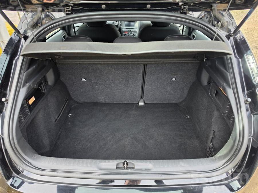 Melns Citroen DS 2017 Rēzekne, ar dzinēja tilpumu 1.20 L un nobraukumu 0 tūkst. km par 7250 €, foto 28 vietnē AUTOMOTO.COM.LV