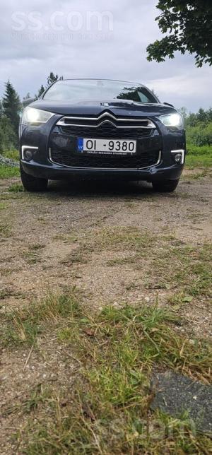 Blue Citroen DS 2012 in Daugavpils, with an engine capacity of 1.60 L and mileage of 0 thousand km for 4583 €, photo 3 on AUTOMOTO.COM.LV