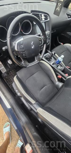 Blue Citroen DS 2012 in Daugavpils, with an engine capacity of 1.60 L and mileage of 0 thousand km for 4583 €, photo 14 on AUTOMOTO.COM.LV