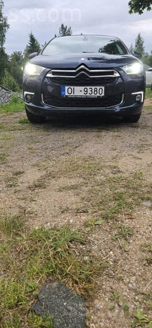 Zils Citroen DS 2012 Daugavpils, ar dzinēja tilpumu 1.60 L un nobraukumu 0 tūkst. km par 4500 €, foto 6 vietnē AUTOMOTO.COM.LV