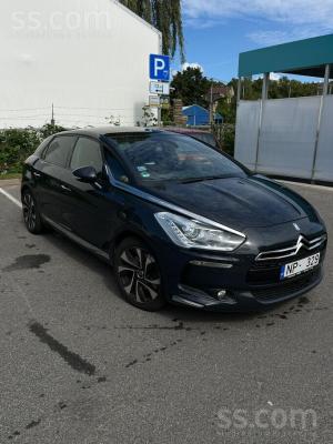 Zils Citroen DS 2014 Rīga, ar dzinēja tilpumu 2.00 L un nobraukumu 255 tūkst. km par 7200 €, foto 7 vietnē AUTOMOTO.COM.LV