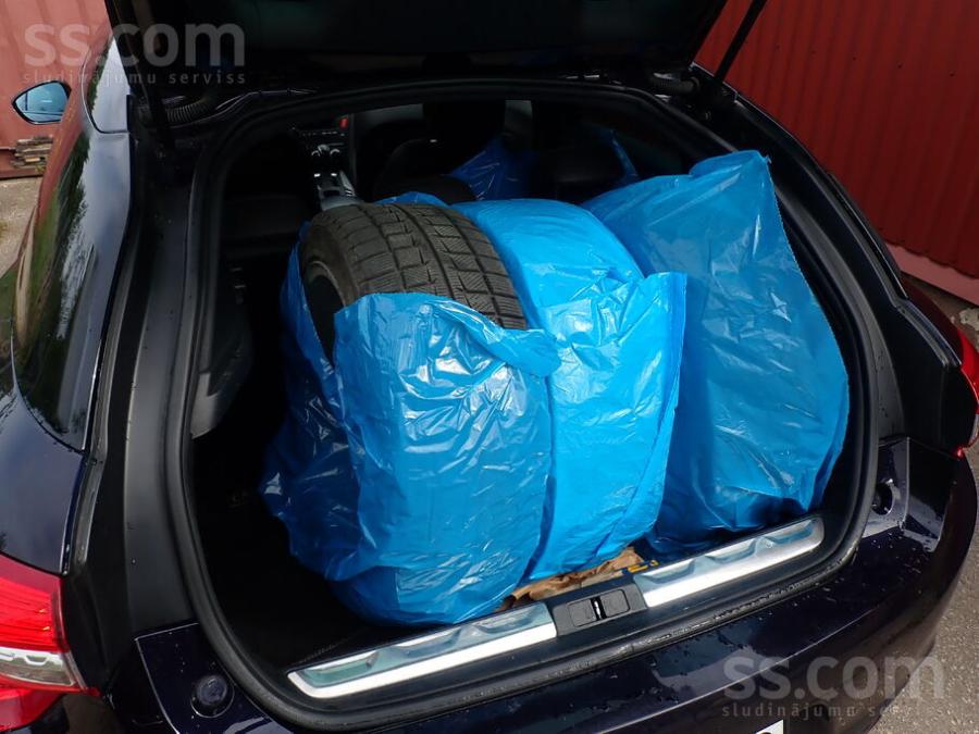 Zils Citroen DS 2015 Liepāja, ar dzinēja tilpumu 2.00 L un nobraukumu 261 tūkst. km par 7770 €, foto 17 vietnē AUTOMOTO.COM.LV