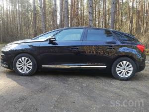 Zils Citroen DS 2016 Daugavpils, ar dzinēja tilpumu 1.60 L un nobraukumu 178 tūkst. km par 6400 €, foto 3 vietnē AUTOMOTO.COM.LV