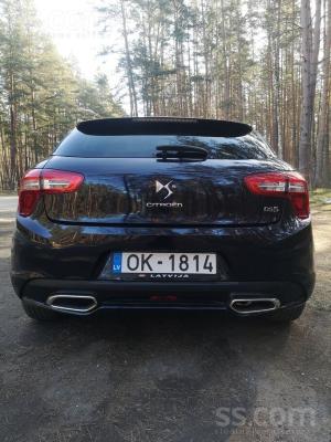 Zils Citroen DS 2016 Daugavpils, ar dzinēja tilpumu 1.60 L un nobraukumu 178 tūkst. km par 6400 €, foto 8 vietnē AUTOMOTO.COM.LV