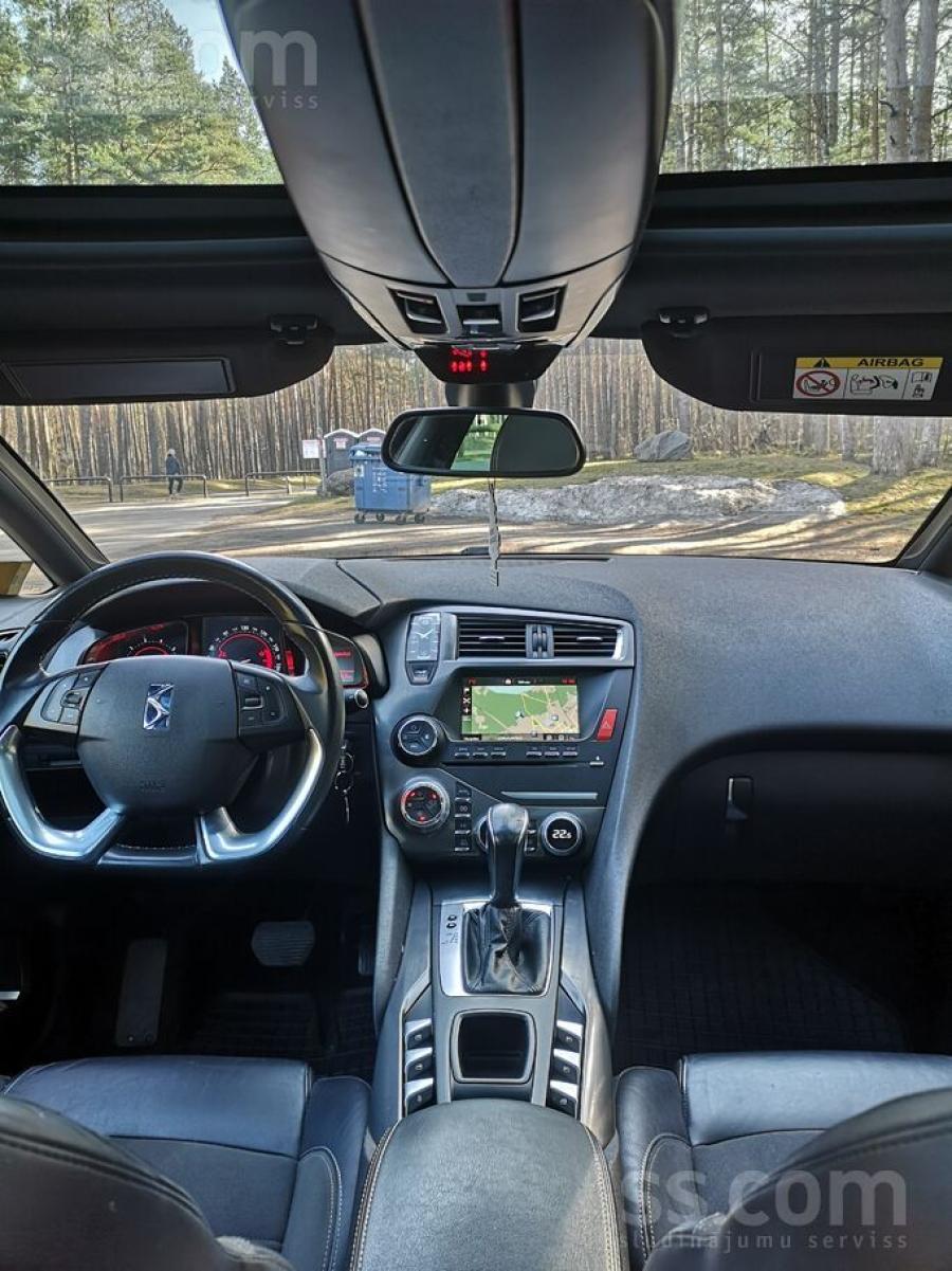 Zils Citroen DS 2016 Daugavpils, ar dzinēja tilpumu 1.60 L un nobraukumu 178 tūkst. km par 6400 €, foto 9 vietnē AUTOMOTO.COM.LV