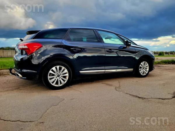 Zils Citroen DS 2016 Rīga, ar dzinēja tilpumu 1.60 L un nobraukumu 240 tūkst. km par 7900 €, foto 1 vietnē AUTOMOTO.COM.LV
