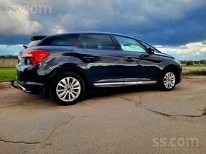 Zils Citroen DS 2016 Rīga, ar dzinēja tilpumu 1.60 L un nobraukumu 240 tūkst. km par 7900 €, foto 1 vietnē AUTOMOTO.COM.LV