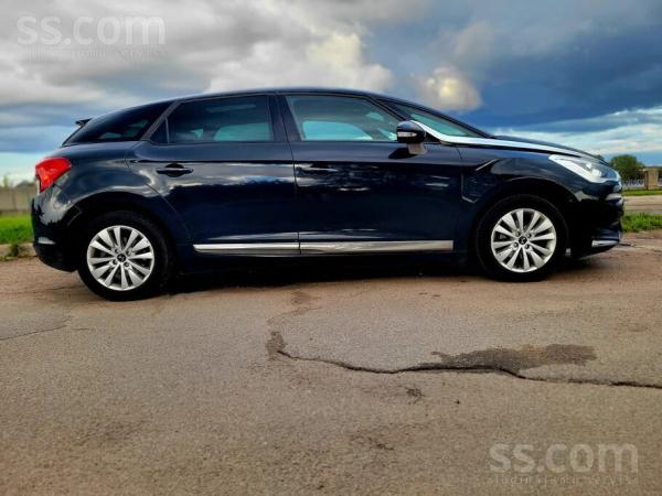 Zils Citroen DS 2016 Rīga, ar dzinēja tilpumu 1.60 L un nobraukumu 240 tūkst. km par 7900 €, foto 3 vietnē AUTOMOTO.COM.LV