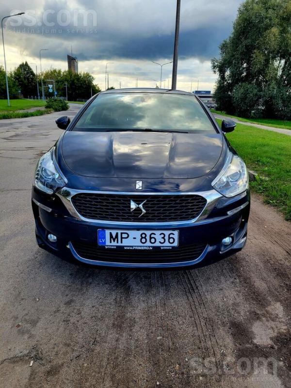 Zils Citroen DS 2016 Rīga, ar dzinēja tilpumu 1.60 L un nobraukumu 240 tūkst. km par 7900 €, foto 5 vietnē AUTOMOTO.COM.LV