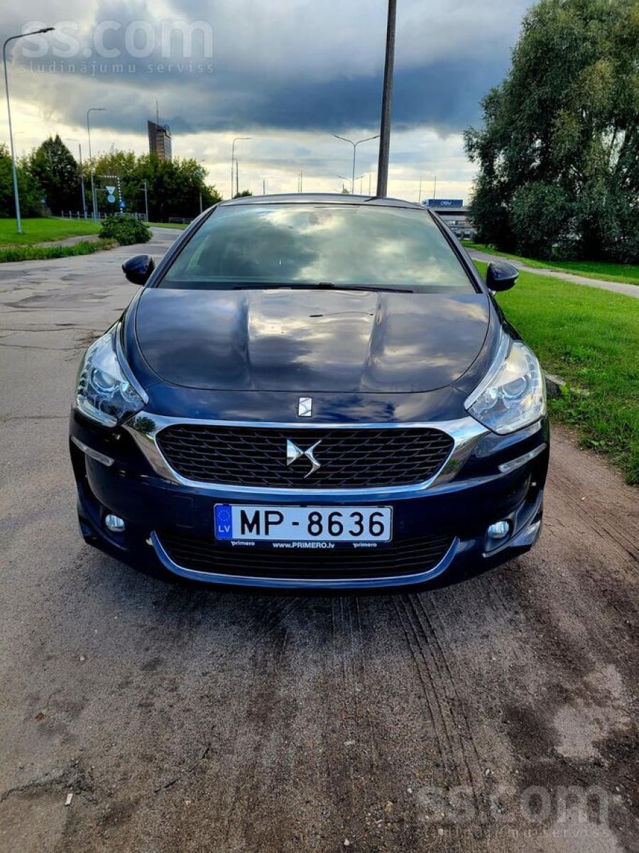 Zils Citroen DS 2016 Rīga, ar dzinēja tilpumu 1.60 L un nobraukumu 240 tūkst. km par 7900 €, foto 5 vietnē AUTOMOTO.COM.LV