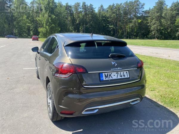 Brūns Citroen DS 2011 Rīga, ar dzinēja tilpumu 1.60 L un nobraukumu 193 tūkst. km par 5200 €, foto 3 vietnē AUTOMOTO.COM.LV