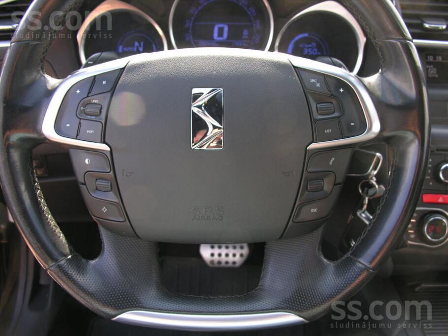 Brown Citroen DS 2011 in Riga, with an engine capacity of 1.60 L and mileage of 91 thousand km for 5450 €, photo 12 on AUTOMOTO.COM.LV