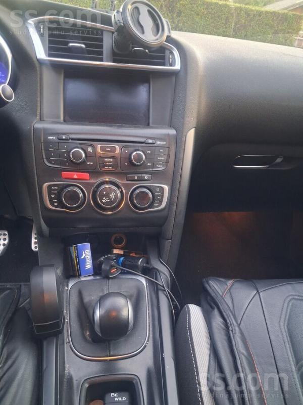 Brūns Citroen DS 2012 Talsi, ar dzinēja tilpumu 1.60 L un nobraukumu 239 tūkst. km par 5500 €, foto 8 vietnē AUTOMOTO.COM.LV