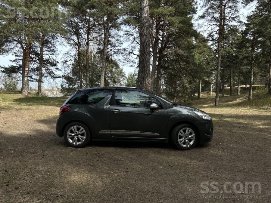 Zaļš Citroen DS 2011 Rīga, ar dzinēja tilpumu 1.60 L un nobraukumu 237 tūkst. km par 4000 €, foto 5 vietnē AUTOMOTO.COM.LV
