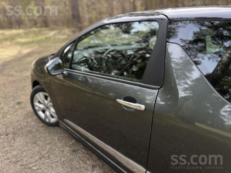 Zaļš Citroen DS 2011 Rīga, ar dzinēja tilpumu 1.60 L un nobraukumu 237 tūkst. km par 4000 €, foto 10 vietnē AUTOMOTO.COM.LV