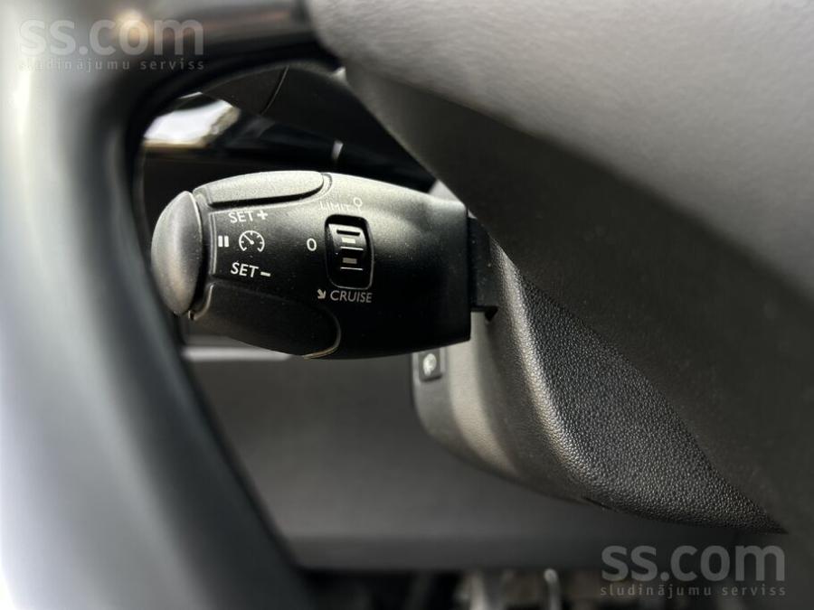 Zaļš Citroen DS 2011 Rīga, ar dzinēja tilpumu 1.60 L un nobraukumu 237 tūkst. km par 4000 €, foto 30 vietnē AUTOMOTO.COM.LV