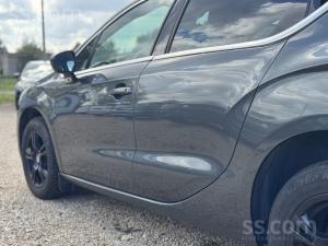 Pelēks Citroen DS 2011 Valmiera, ar dzinēja tilpumu 1.60 L un nobraukumu 294 tūkst. km par 4990 €, foto 10 vietnē AUTOMOTO.COM.LV