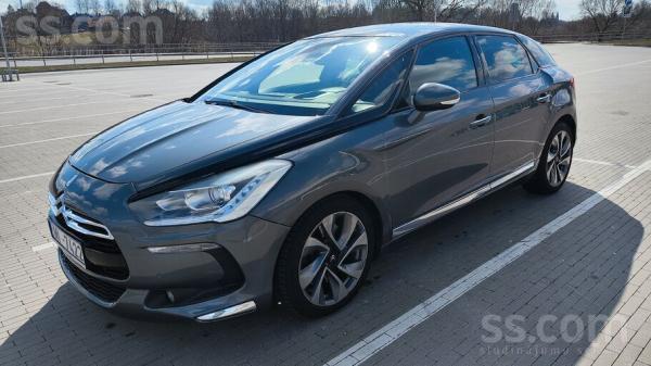 Pelēks Citroen DS 2012 Rēzekne, ar dzinēja tilpumu 2.00 L un nobraukumu 228 tūkst. km par 6000 €, foto 1 vietnē AUTOMOTO.COM.LV