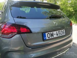 Pelēks Citroen DS 2012 Daugavpils, ar dzinēja tilpumu 2.00 L un nobraukumu 186 tūkst. km par 5450 €, foto 13 vietnē AUTOMOTO.COM.LV
