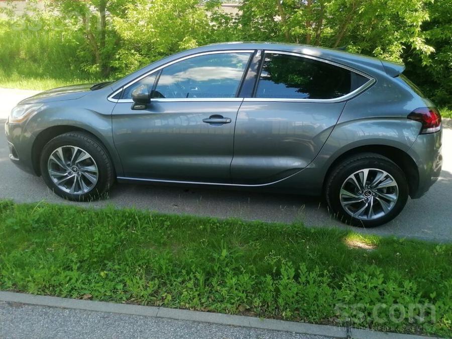 Pelēks Citroen DS 2012 Daugavpils, ar dzinēja tilpumu 2.00 L un nobraukumu 186 tūkst. km par 5450 €, foto 14 vietnē AUTOMOTO.COM.LV