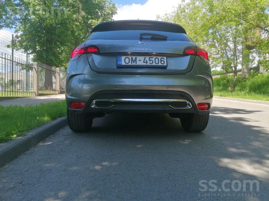 Pelēks Citroen DS 2012 Daugavpils, ar dzinēja tilpumu 2.00 L un nobraukumu 186 tūkst. km par 5450 €, foto 16 vietnē AUTOMOTO.COM.LV