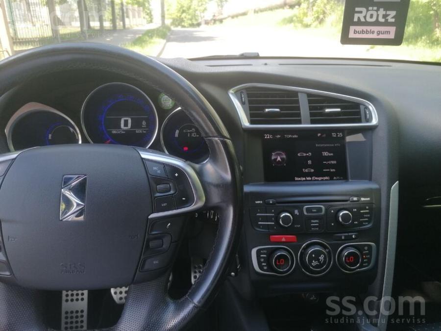 Pelēks Citroen DS 2012 Daugavpils, ar dzinēja tilpumu 2.00 L un nobraukumu 186 tūkst. km par 5450 €, foto 21 vietnē AUTOMOTO.COM.LV
