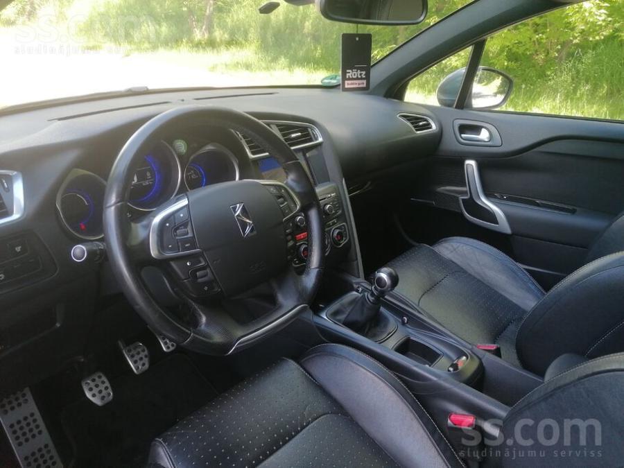 Pelēks Citroen DS 2012 Daugavpils, ar dzinēja tilpumu 2.00 L un nobraukumu 186 tūkst. km par 5450 €, foto 22 vietnē AUTOMOTO.COM.LV