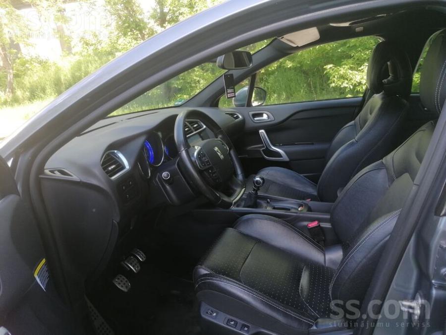Pelēks Citroen DS 2012 Daugavpils, ar dzinēja tilpumu 2.00 L un nobraukumu 186 tūkst. km par 5450 €, foto 24 vietnē AUTOMOTO.COM.LV
