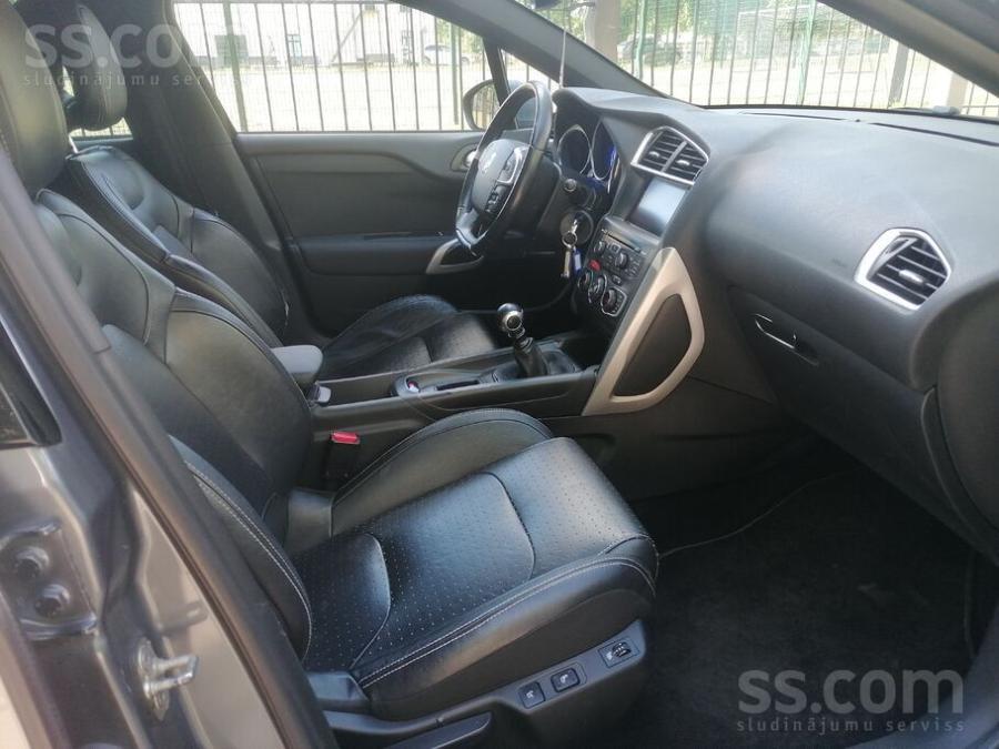 Pelēks Citroen DS 2012 Daugavpils, ar dzinēja tilpumu 2.00 L un nobraukumu 186 tūkst. km par 5450 €, foto 28 vietnē AUTOMOTO.COM.LV