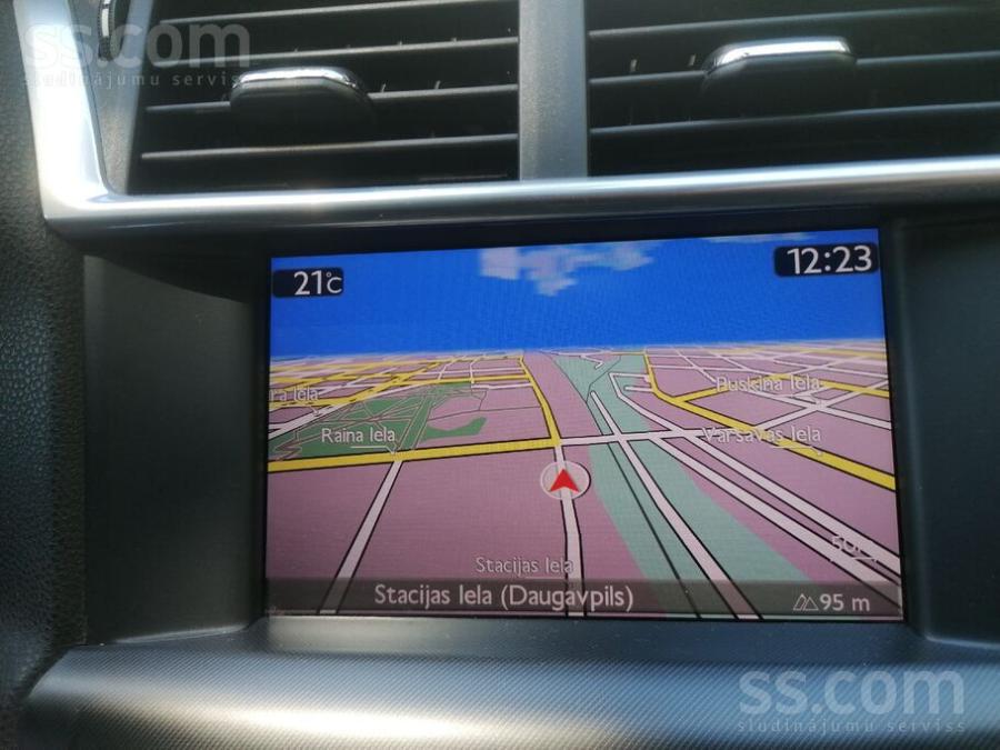 Pelēks Citroen DS 2012 Daugavpils, ar dzinēja tilpumu 2.00 L un nobraukumu 186 tūkst. km par 5450 €, foto 29 vietnē AUTOMOTO.COM.LV