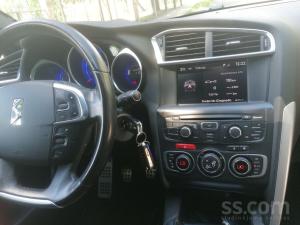 Pelēks Citroen DS 2012 Daugavpils, ar dzinēja tilpumu 2.00 L un nobraukumu 186 tūkst. km par 5450 €, foto 30 vietnē AUTOMOTO.COM.LV