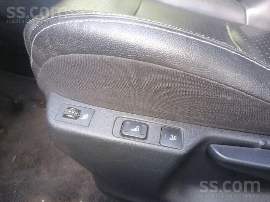 Pelēks Citroen DS 2012 Daugavpils, ar dzinēja tilpumu 2.00 L un nobraukumu 186 tūkst. km par 5450 €, foto 35 vietnē AUTOMOTO.COM.LV
