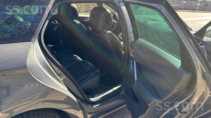 Pelēks Citroen DS 2012 Jelgava, ar dzinēja tilpumu 2.00 L un nobraukumu 310 tūkst. km par 4600 €, foto 10 vietnē AUTOMOTO.COM.LV