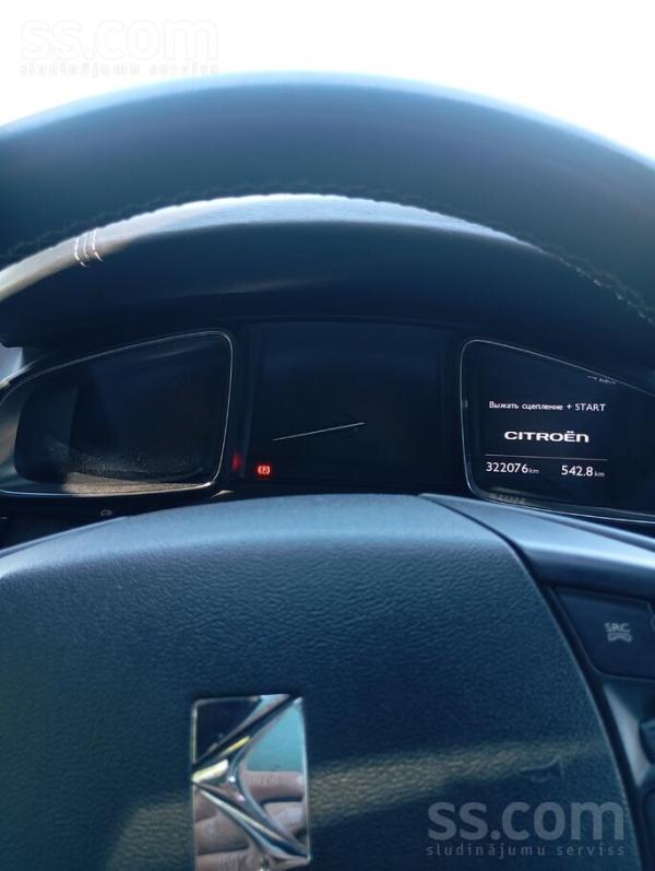 Pelēks Citroen DS 2012 Jelgava, ar dzinēja tilpumu 2.00 L un nobraukumu 322 tūkst. km par 5400 €, foto 5 vietnē AUTOMOTO.COM.LV