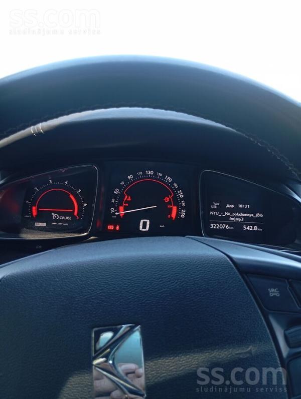 Pelēks Citroen DS 2012 Jelgava, ar dzinēja tilpumu 2.00 L un nobraukumu 322 tūkst. km par 5400 €, foto 7 vietnē AUTOMOTO.COM.LV