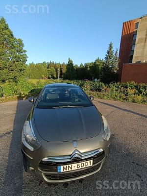 Grey Citroen DS 2012 in Riga, with an engine capacity of 1.60 L and mileage of 323 thousand km for 5000 €, photo 10 on AUTOMOTO.COM.LV