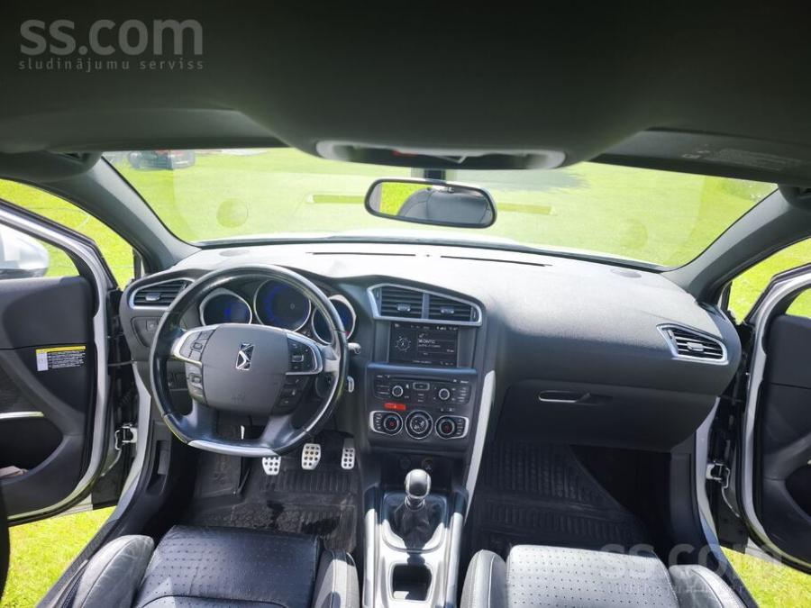 Grey Citroen DS 2012 in Cesis, with an engine capacity of 2.00 L and mileage of 260 thousand km for 3200 €, photo 7 on AUTOMOTO.COM.LV