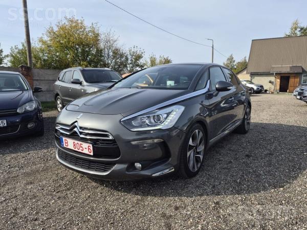 Pelēks Citroen DS 2012 Daugavpils, ar dzinēja tilpumu 2.00 L un nobraukumu 0 tūkst. km par 5250 €, foto 1 vietnē AUTOMOTO.COM.LV