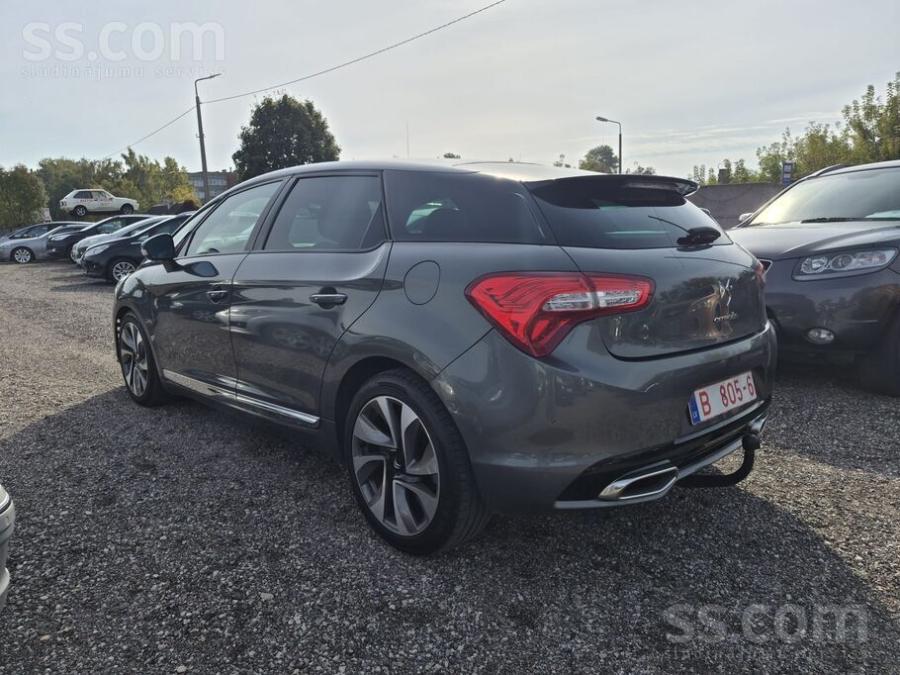 Pelēks Citroen DS 2012 Daugavpils, ar dzinēja tilpumu 2.00 L un nobraukumu 0 tūkst. km par 5250 €, foto 8 vietnē AUTOMOTO.COM.LV
